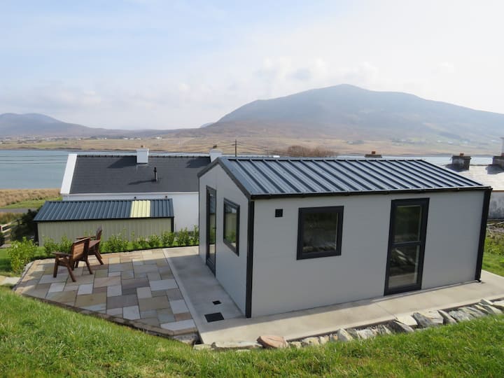 The Look-out
Modern Cabin With Amazing Sea Views - Achill Island