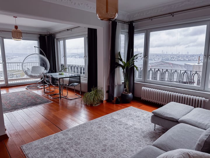 Stylish Cihangir Flat W/ A Stunning Bosphorus View - Cihangir