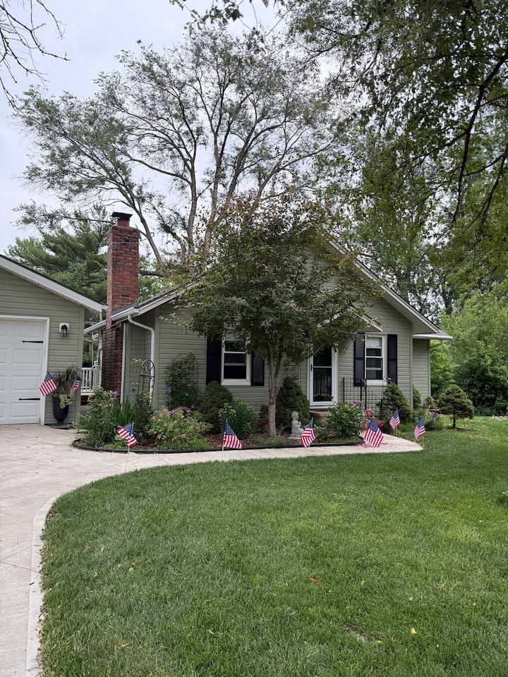 World Cup Retreat. Quiet And Cozy Home! - Parkville