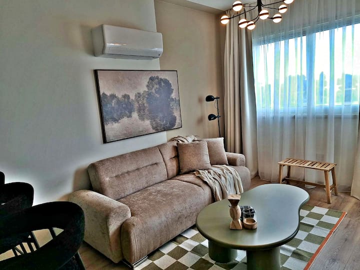 Flamingo Spot Makenzy Beach - Larnaca