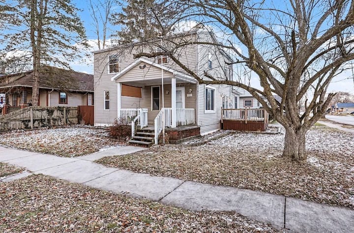 Cozy Stay In Saginaw – Convenient Location - Saginaw, MI