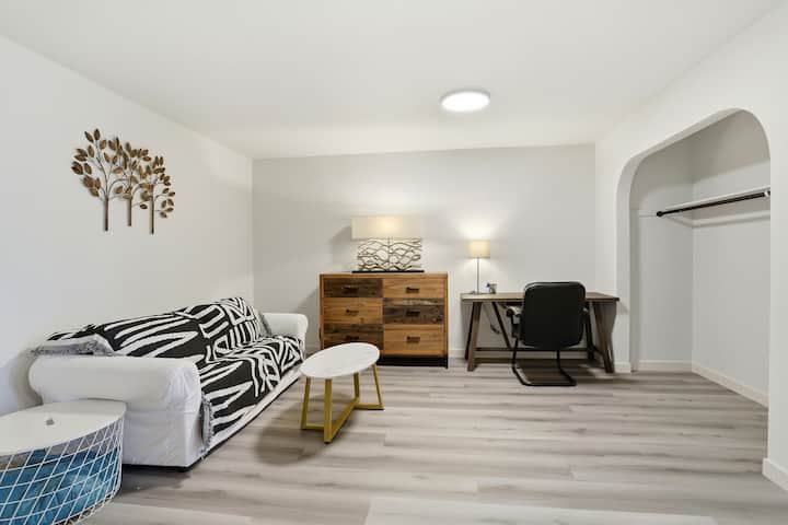 Private 1br Unit, King Bd, Full Kitchen, Workspace - San Ramón, CA