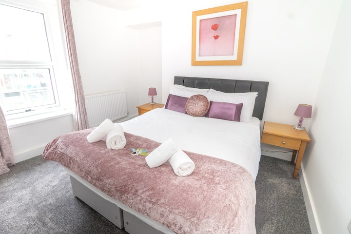 Central Swansea Stay - 
