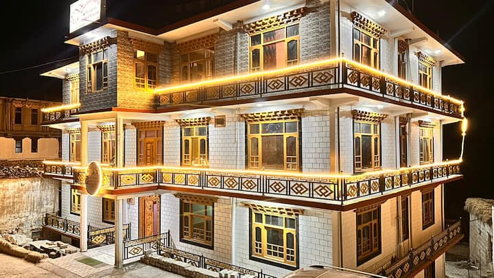 Homestay W/ Home Meals & Views, Hp - Tabo