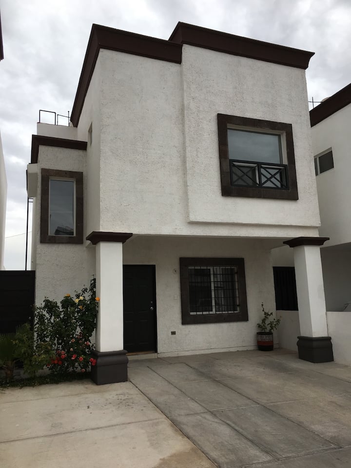 Casa Amueblada Por Av. De La Cantera - Chihuahua