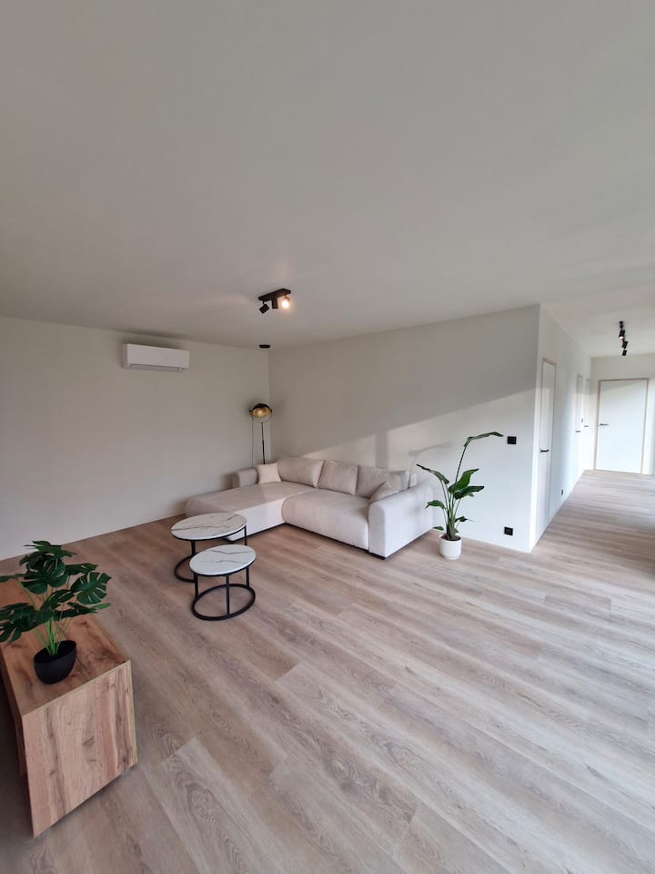 Landelijk Gelegen Vrijstaande Vakantiewoning. - Mouscron