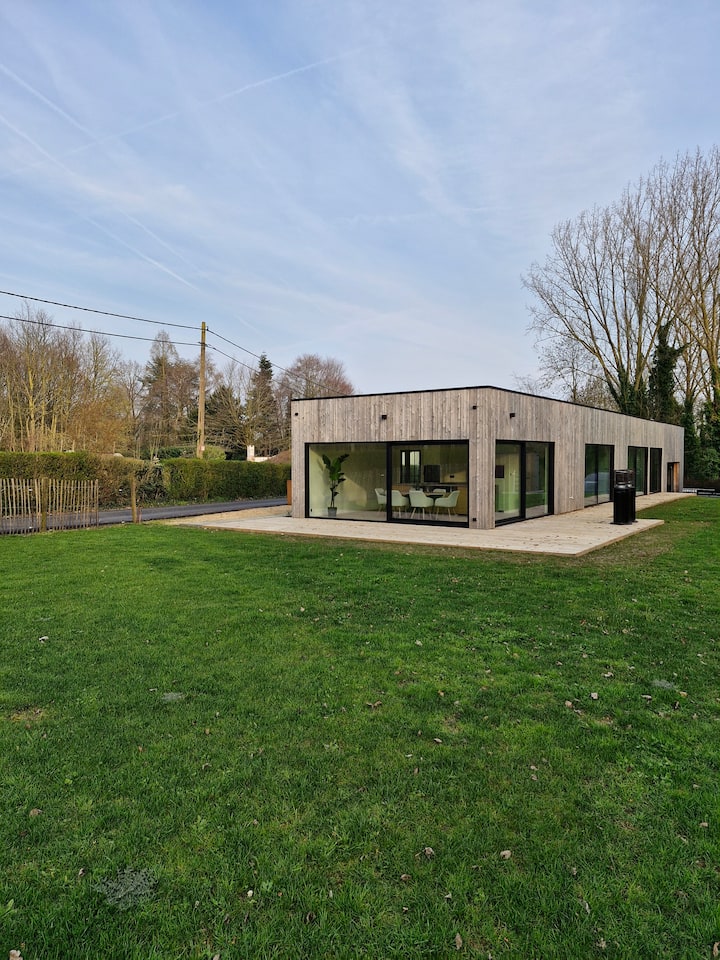 Landelijk Gelegen Vrijstaande Vakantiewoning. - Mouscron