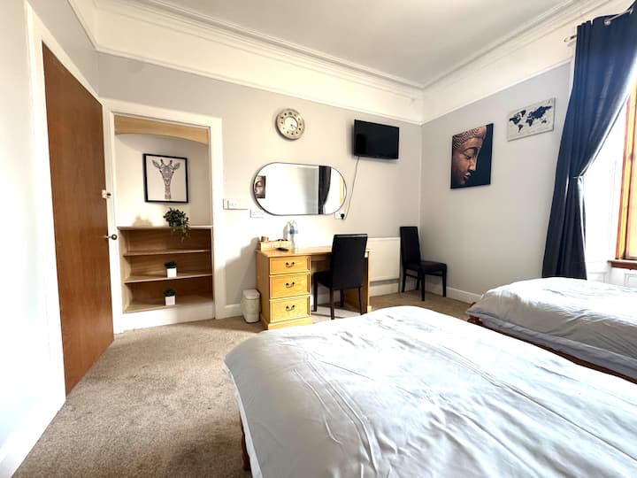 Hotel Room In City Centre - Fife