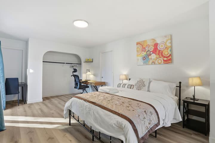 Private Entry Studio, Queen Bed, Kitchenette, Desk - San Ramón, CA