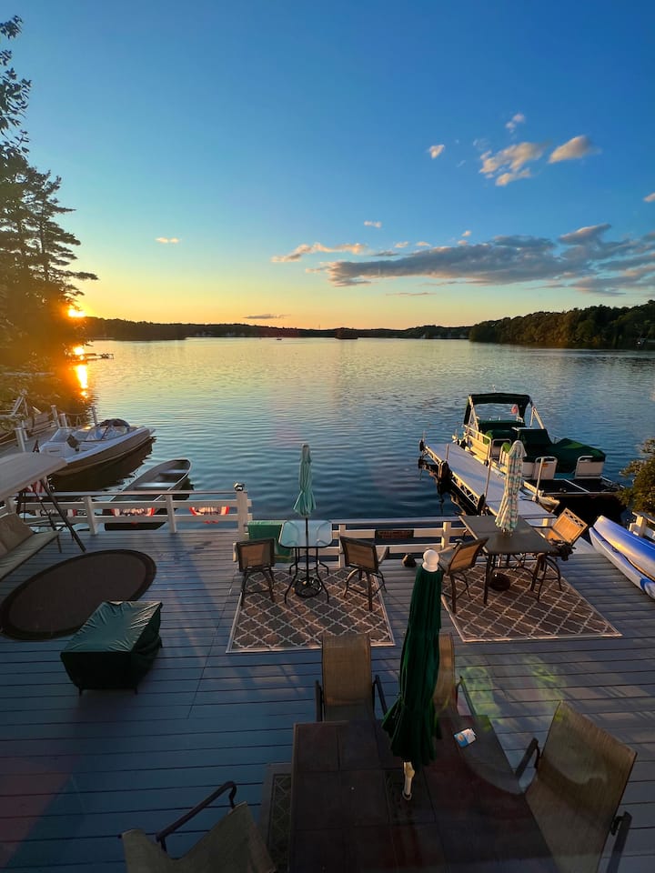 World Cup Stay | Lake Pearl + Gillette Access - Franklin, MA