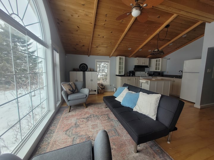 Cozy House With A Great Location And Waterviews! - Shediac