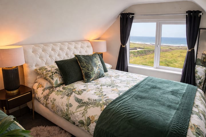 Luxury Costal Escape For 2 | Doonbeg Beach & Golf - Kilkee