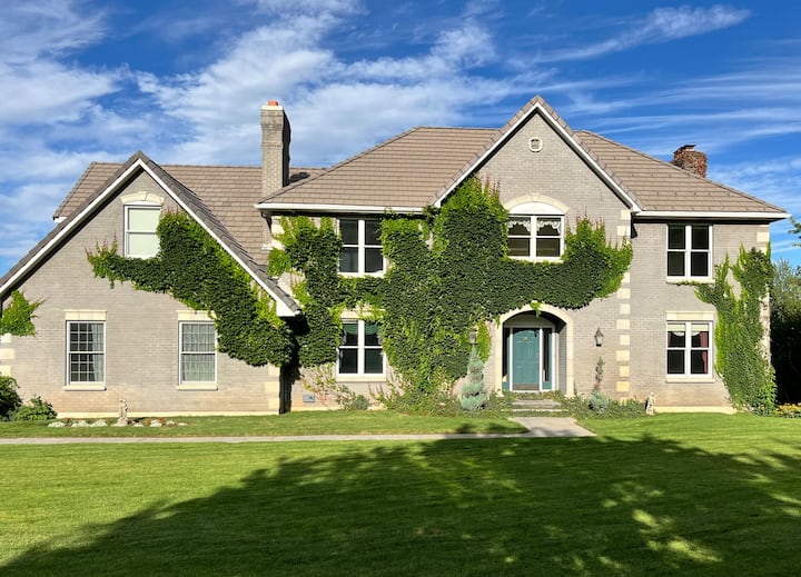 4br Farm Stay Near Snowbasin | Lagoon - Boomerang, Farmington