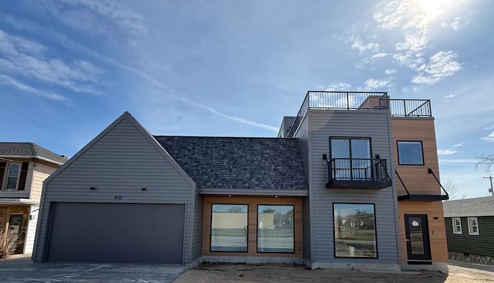 The Blue Haven House - Grand Haven, MI