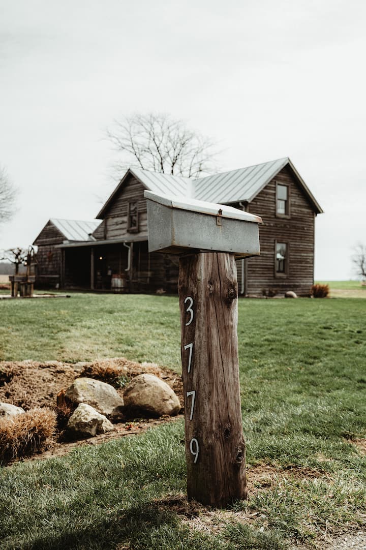 Governor's Cabin - Bradford, OH