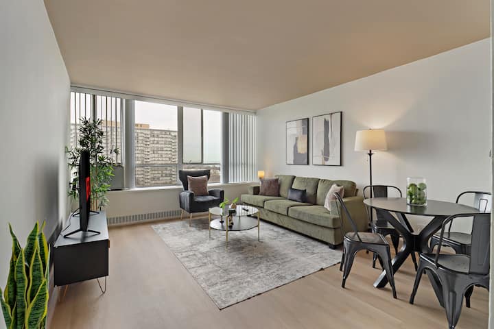 2br Apt Close To Beach & Green Spaces - McKinley Park - Chicago