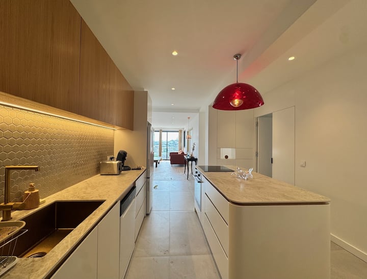 Le Spot - Magnifique F4 Surplombant Motor Pool - Nouméa