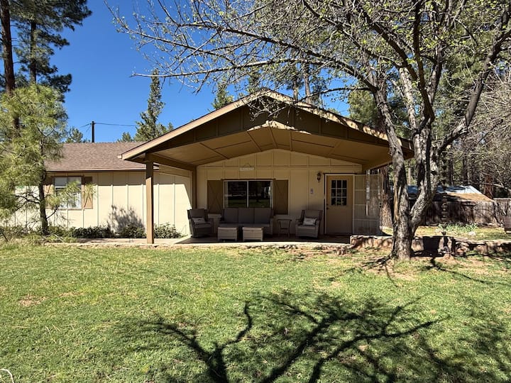 The Pinecone Cabin - Pine, AZ