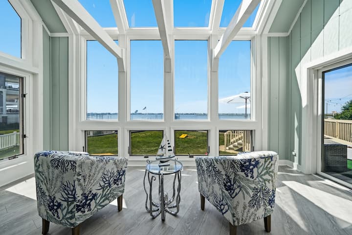 Waterfront Villa - Private Boat Dock - Lots Space - Brigantine, NJ