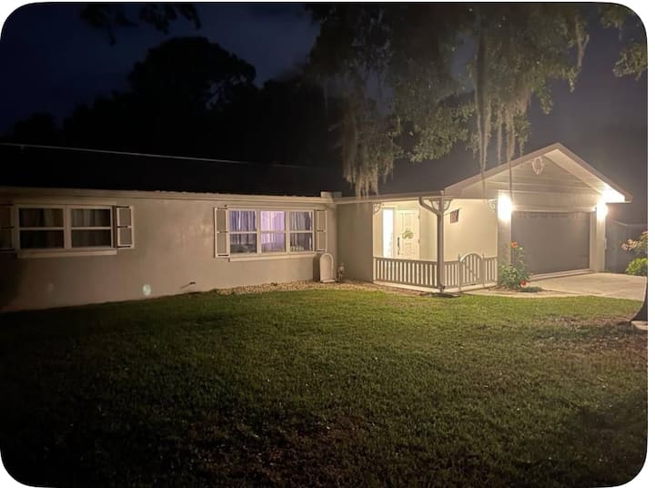 Lakeside House - Sebring, FL