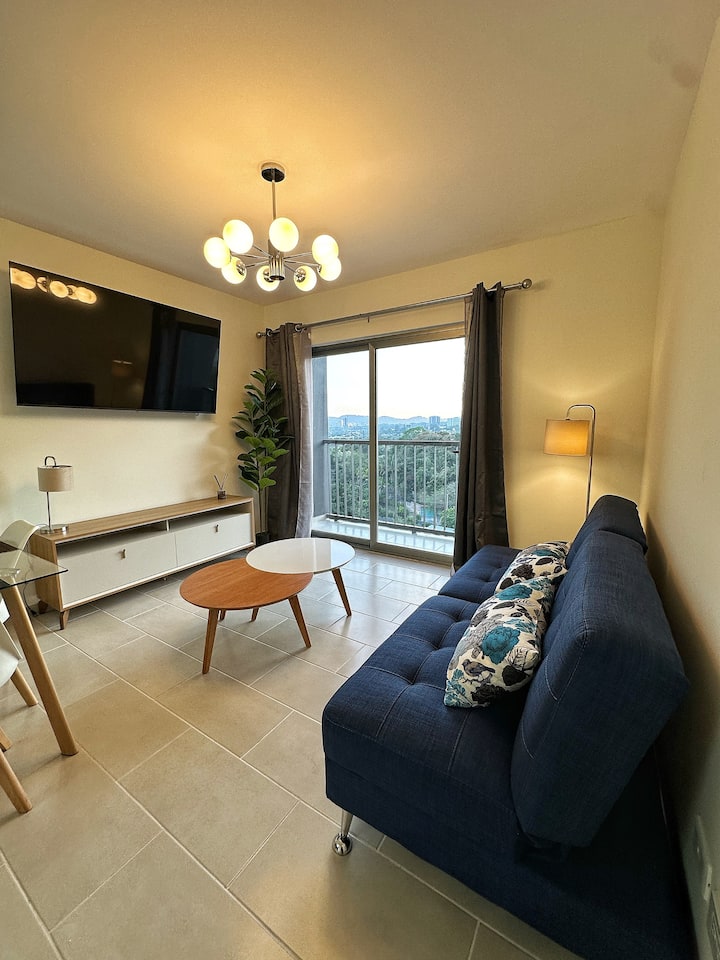 Sky Point 10 | San Salvador Volcano & Skyline - El Salvador