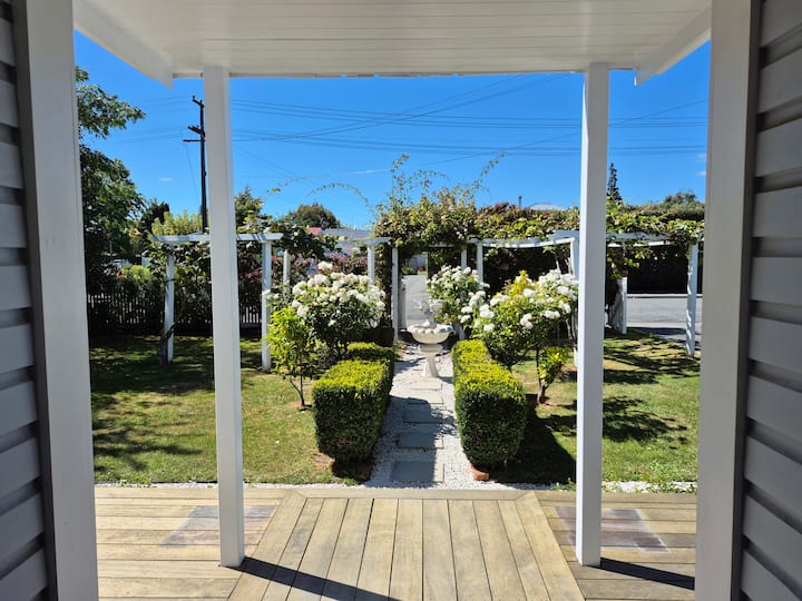 Villa - Inner Circle -Marlborough Wine Region - Blenheim