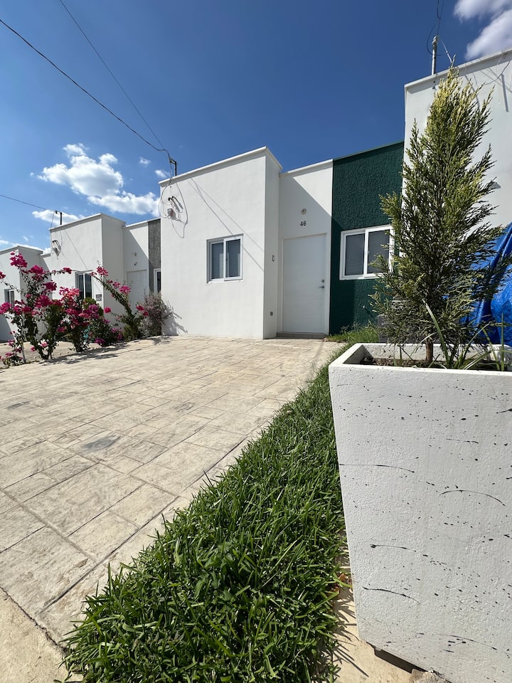 Casa Granados Linda Casa En El Salvador Económica - El Salvador