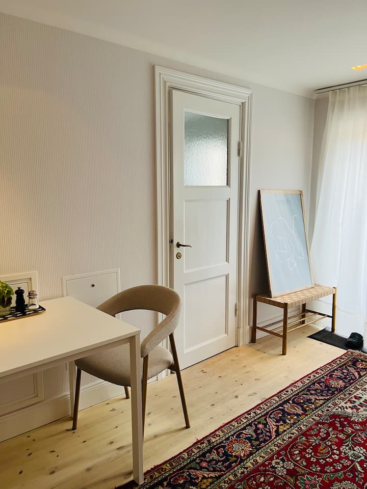 Studiolägenhet Endast 5 Min Från Stockholmsmässan - Stockholm