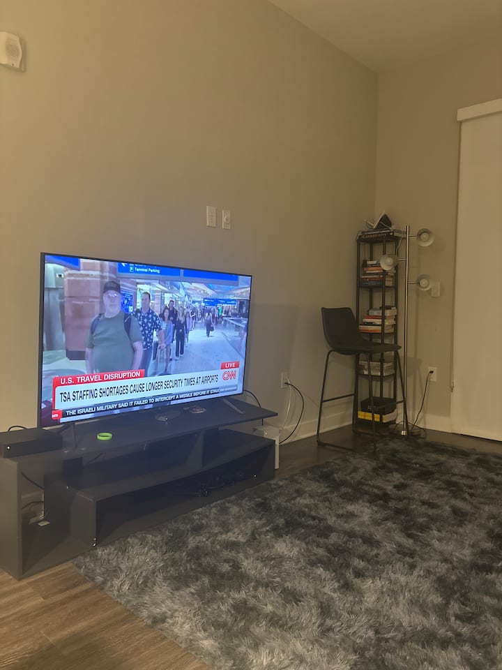 Station On Silver - Herndon, VA