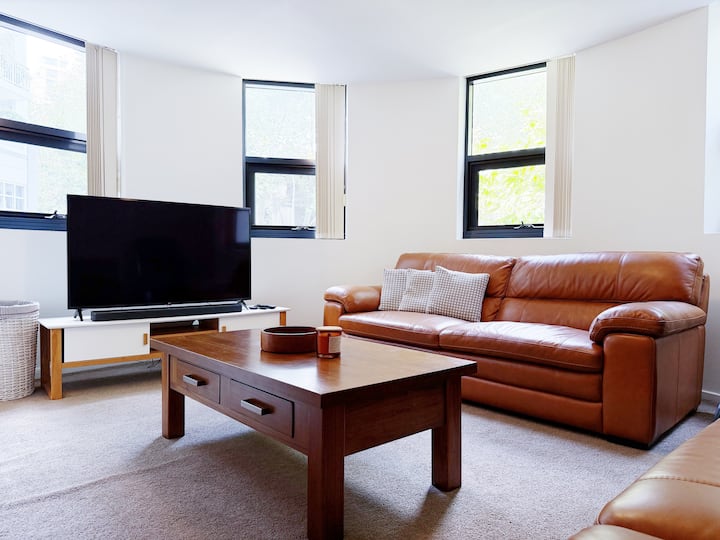 Central And Spacious Loft - Aircon, Parking, Pool - Sydney