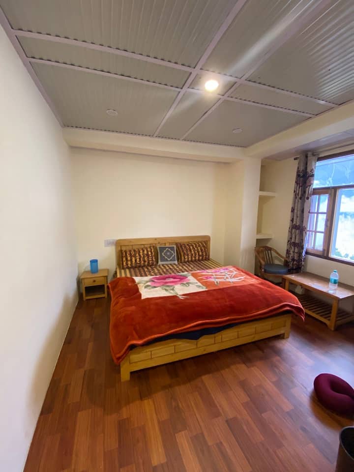 Kinnaur Kailash View Homestay W/ Home Meals, Hp - Kalpa