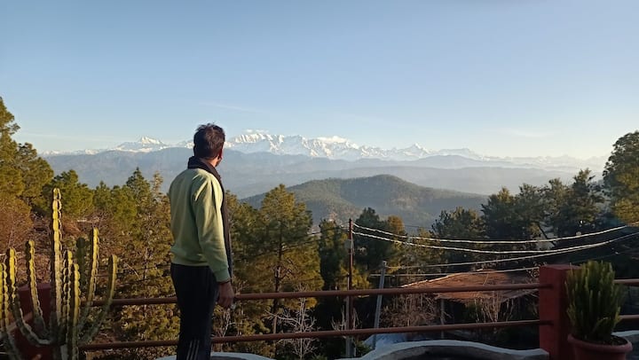 Huts W/ 180-degree Himalaya Views, Uttarakhand - Kausani