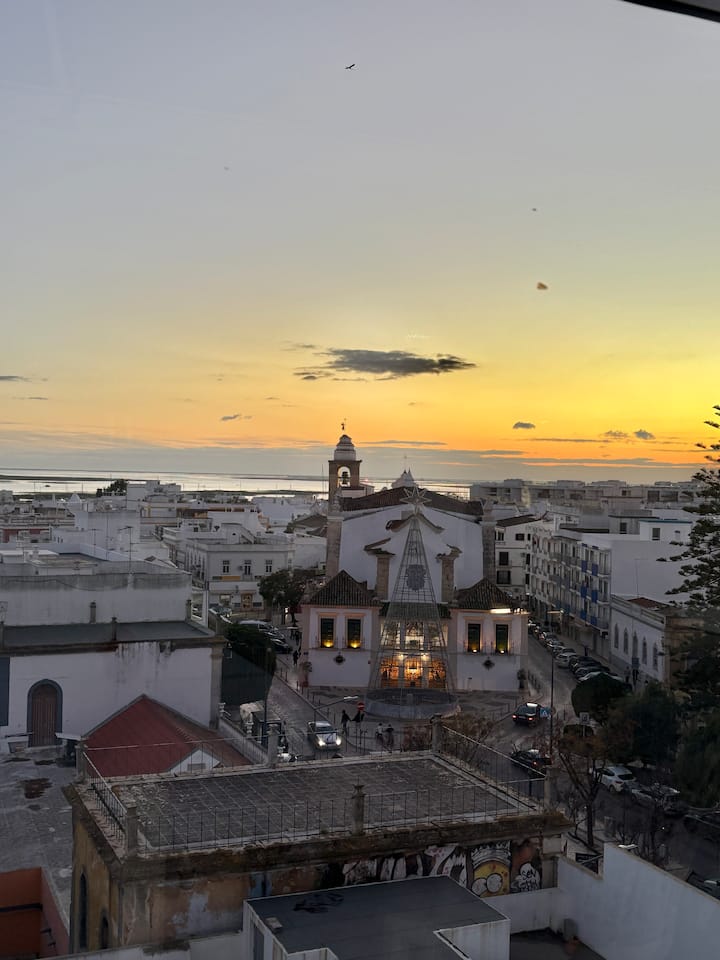 Central Modern Sunny Spacious Flat - Faro