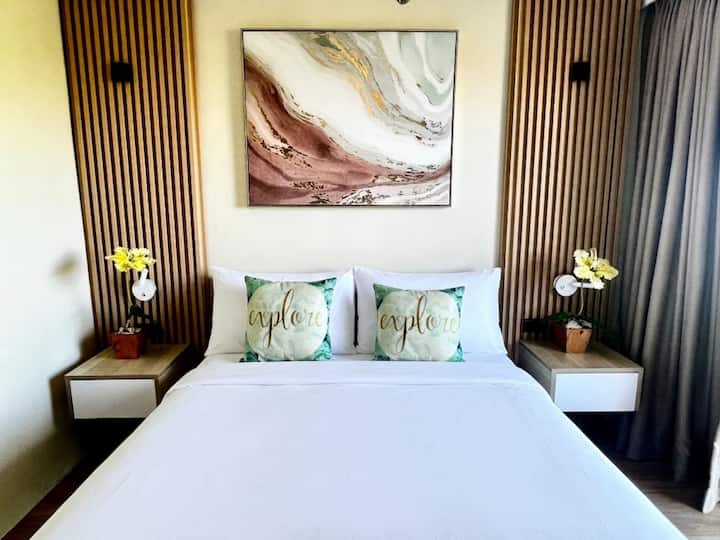 2br Suite W/ Free Pool&parking-one Tagaytay Hotel - Philippines