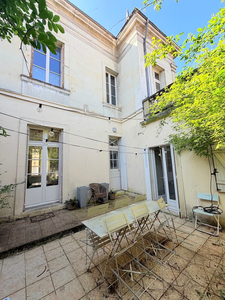 Belle Maison De Maître Familiale, Proche Beauval - Indre