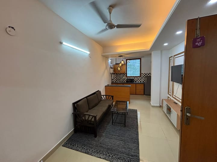 Ambient Bnb|near Huda&cyber City|couple-friendly - Haryana