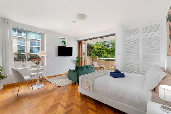Your Bondi Retreat Central Studio, Walk To Beach - Bondi Beach
