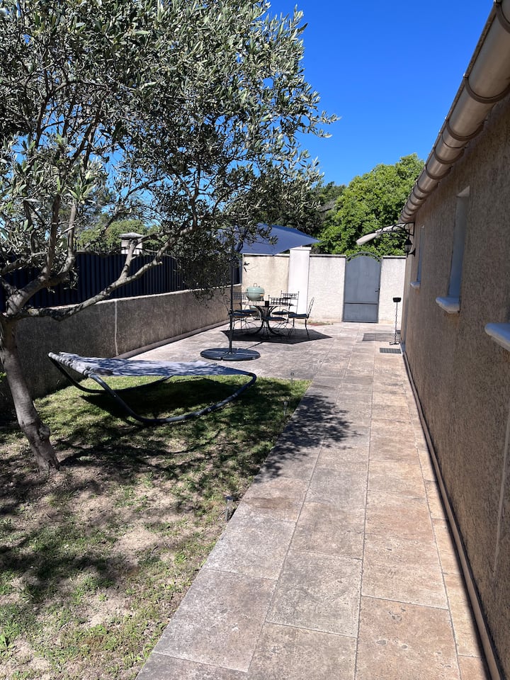Appartement 4 Personnes Proche Avignon - Rochefort-du-Gard