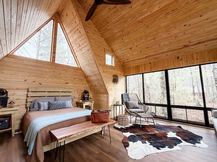 Glamping At Kerr Lake — "Tranquility Cabin" - Lake Gaston