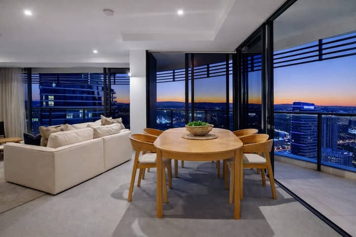Oracle Lvl 36 Skyhome 3br Ocean Views - Broadbeach