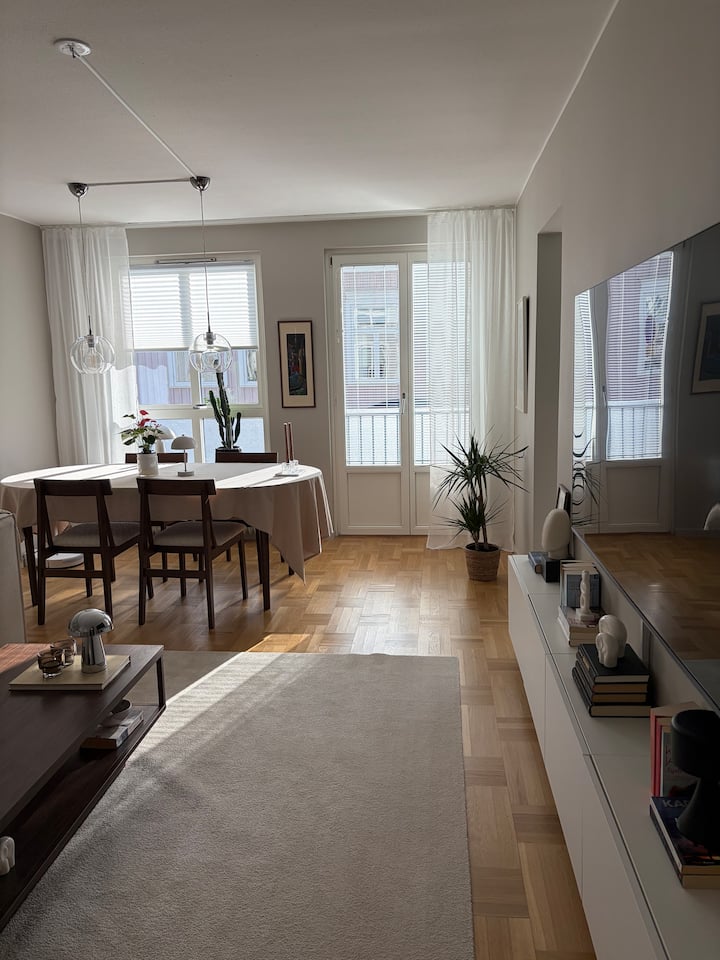 Nyrenoverad Lägenhet Mitt I Stan - Falkenberg