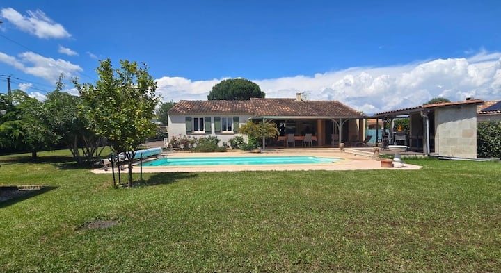 Villa Proche De Sainte-maxime Et Saint-raphael - Les Arcs