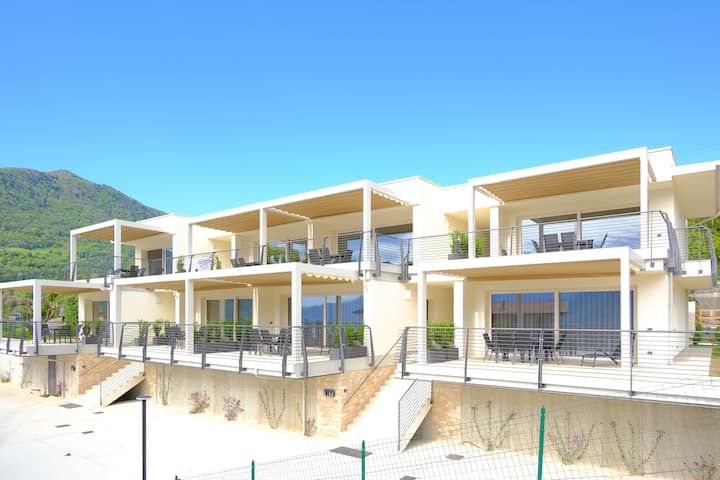 Costa Blu - Piscina E Terrazza Vista Lago - Castro