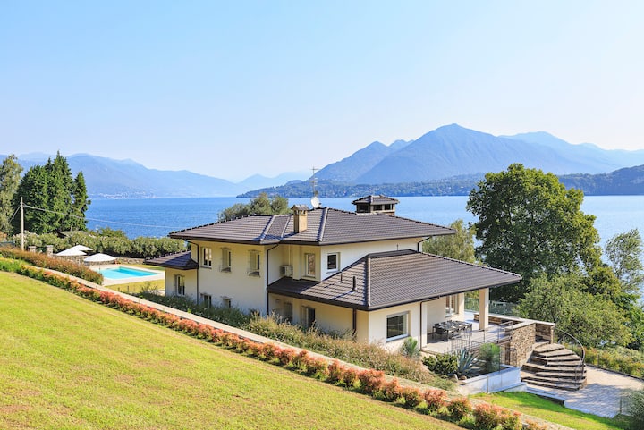 Villa Stresa Con Piscina Barbecue E Spiaggia - Italy