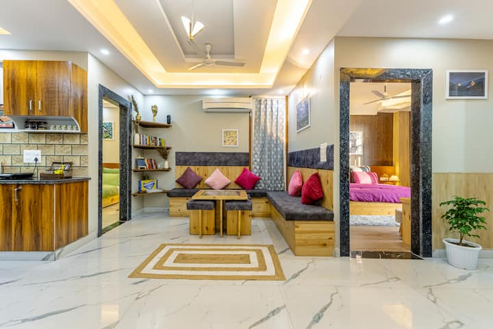 Boutique Rajpur 2bhk • Walk To Café • Pet Friendly - Dehradun