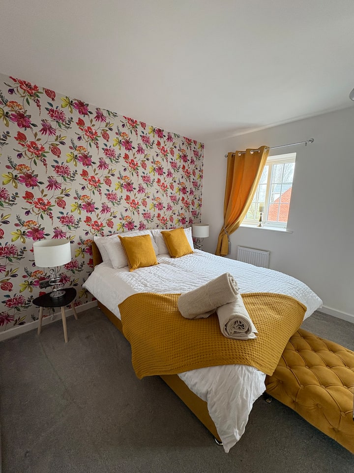 Whistle Stop Terrace - Doncaster