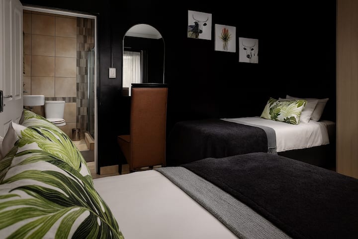 Room 4 - Kimberley