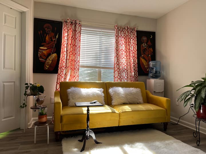 Rest & Restore Stays - Savannah, GA