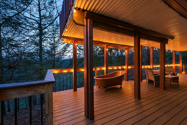 Pocono Escape W/ Hottub, Sauna, Steam Room, Plunge - Bushkill, PA