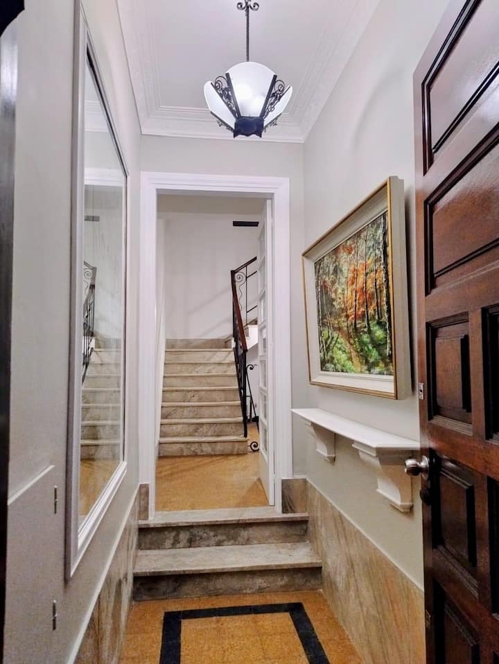 Apto. Céntrico P/5 Personas, 1 Piso Por Escalera - Montevideo